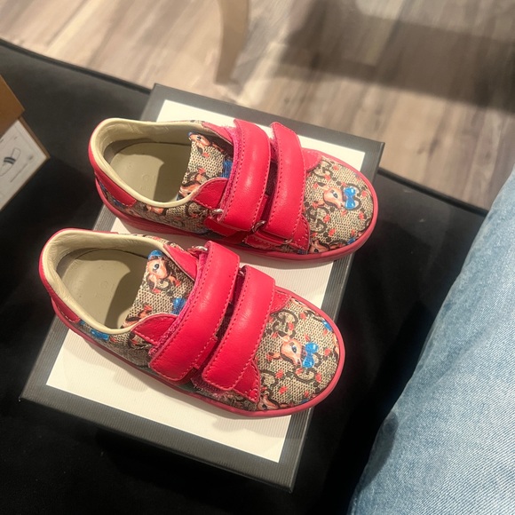 Gucci | Shoes | Gucci Red And Cream Sneakers With Velcro Straps | Poshmark